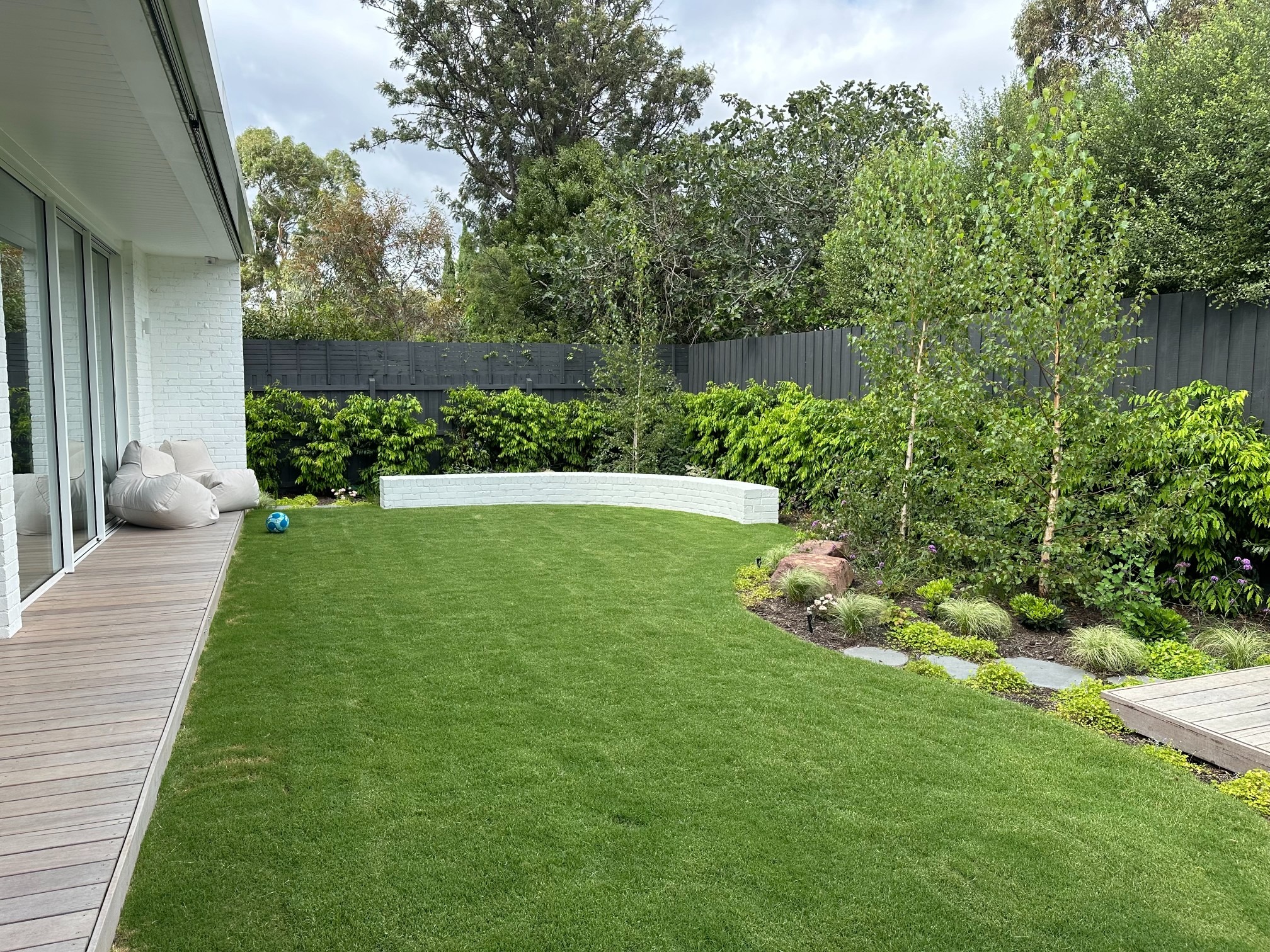 Alphington Landscape Design Project - Modern Outdoor Living